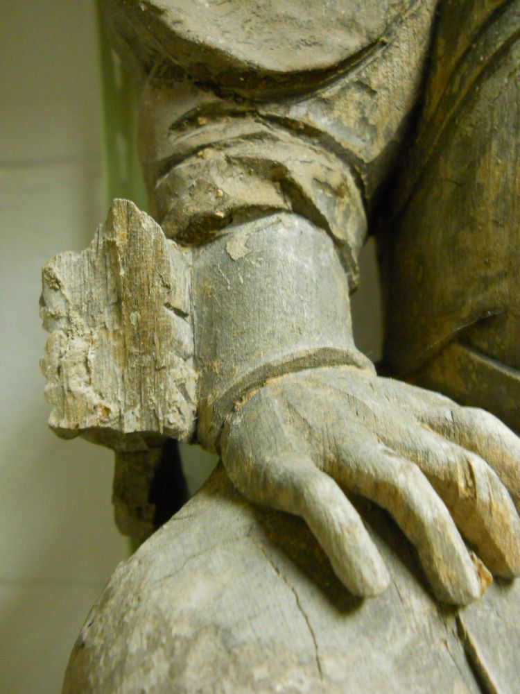 Sold at auction Wood Carving of an Official Auction Number 2751B Lot ...